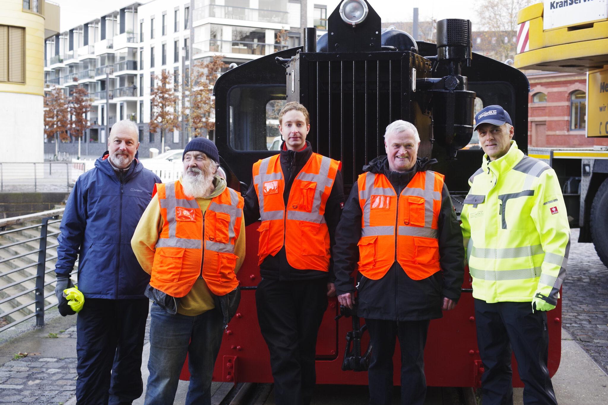 Historische Diesellokomotive im neuen Glanz – Bahnwelt Darmstadt ...