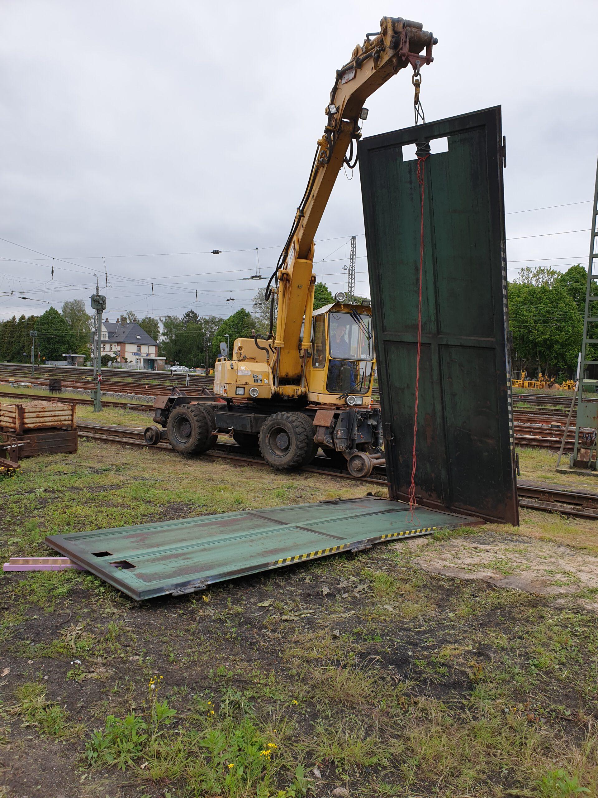 Project “New construction of locomotive shed gates” completed ...